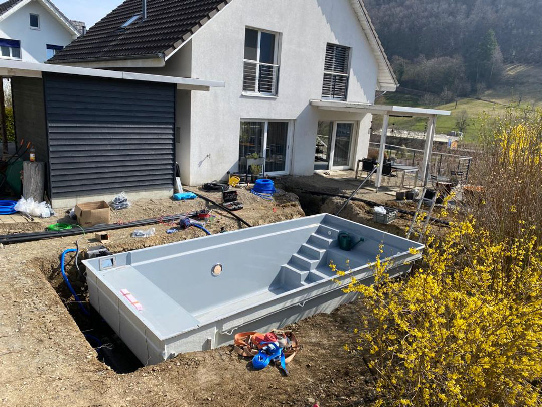RIVIERA POOLS - POOLBAU MINDER | Swimmingpools, Schwimmbad Bau