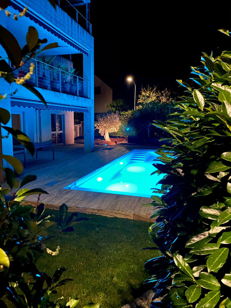 RIVIERA POOLS - POOLBAU MINDER | Swimmingpools, Schwimmbad Bau