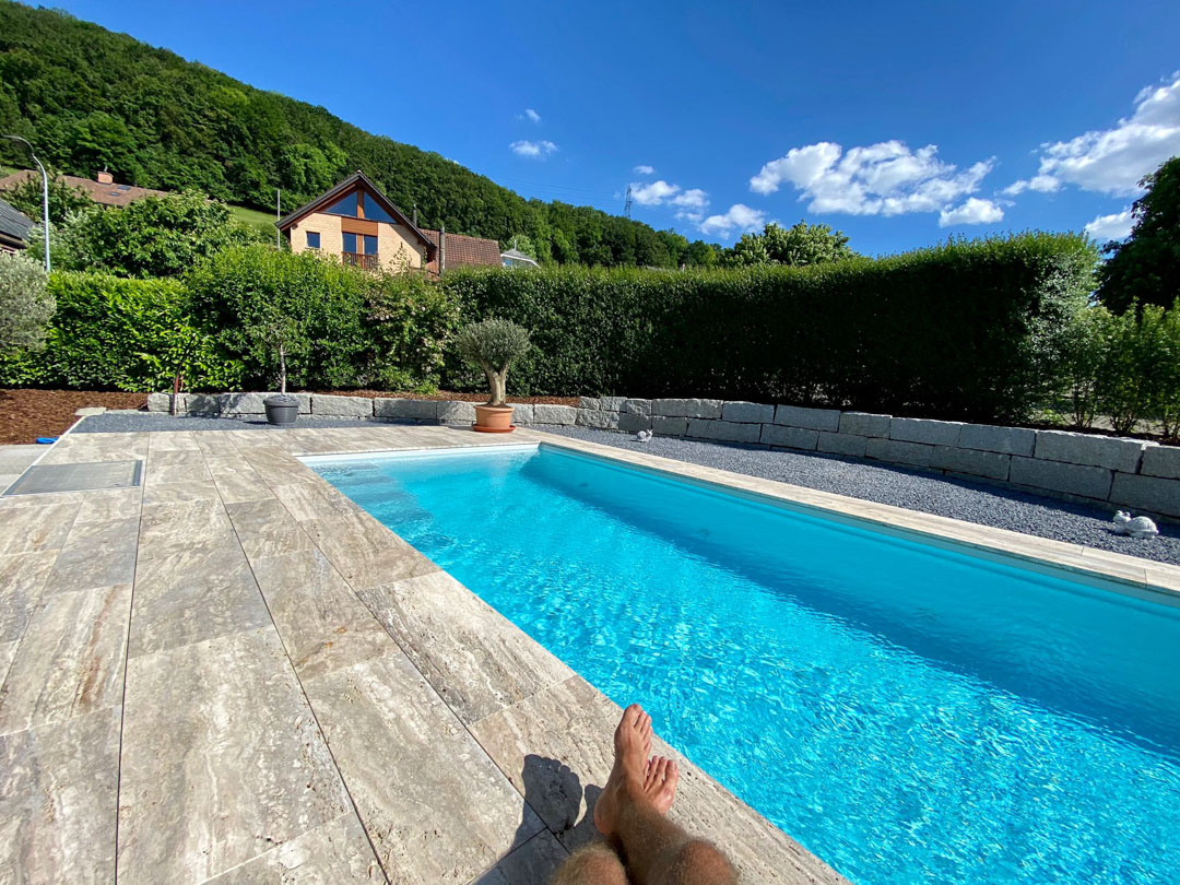 RIVIERA POOLS - POOLBAU MINDER | Swimmingpools, Schwimmbad Bau